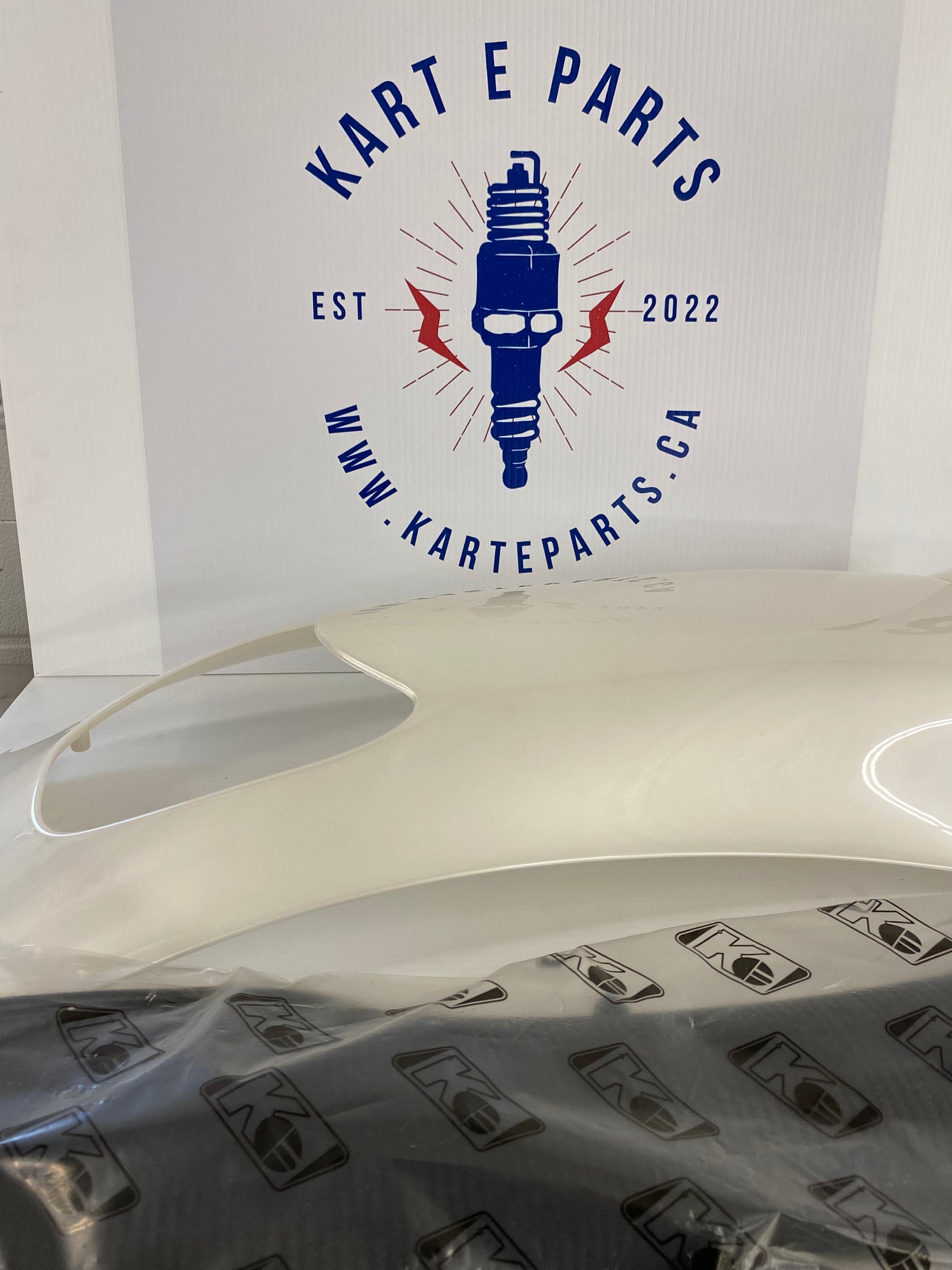 KG 508 Nassau CIK Driver Panel with Scoop – kartEparts